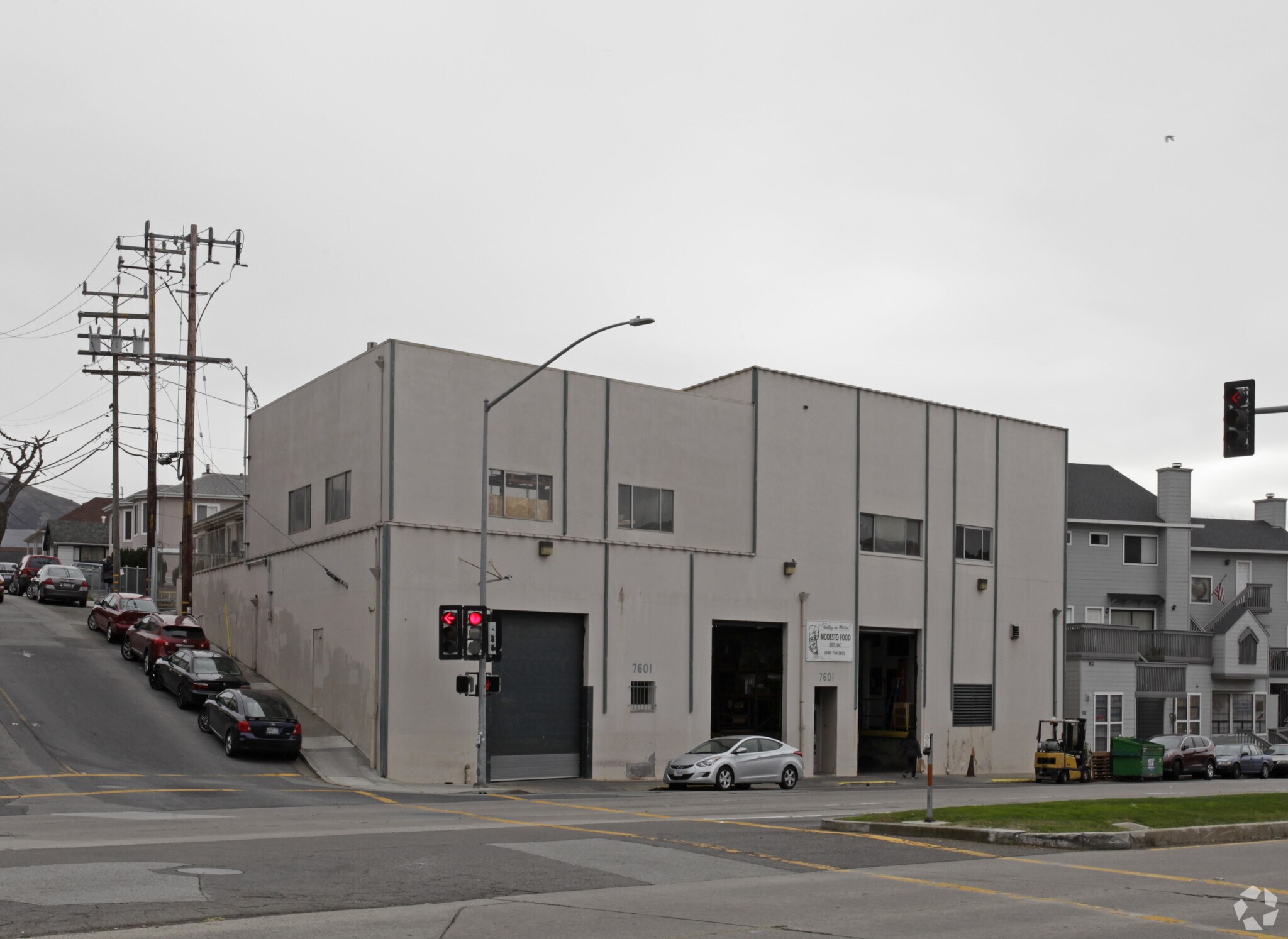 7601 El Camino Real Colma, CA 94014 - Industrial Property for Lease on Showcase.com