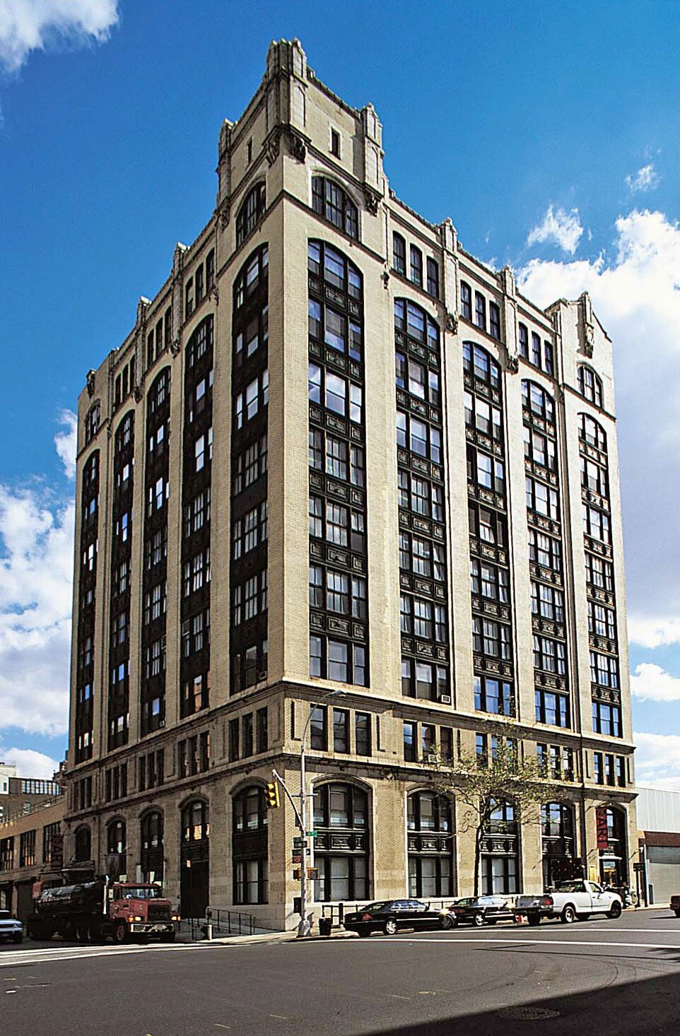 210 Eleventh Ave New York, NY 10001 - Office Property for Lease on ...