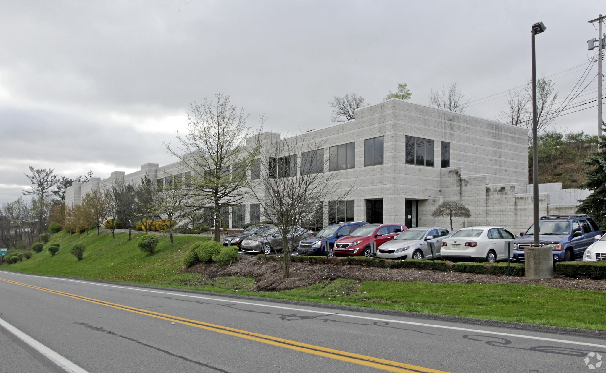 600 Boyce Rd Pittsburgh, PA 15205 - Industrial Property for Lease on ...