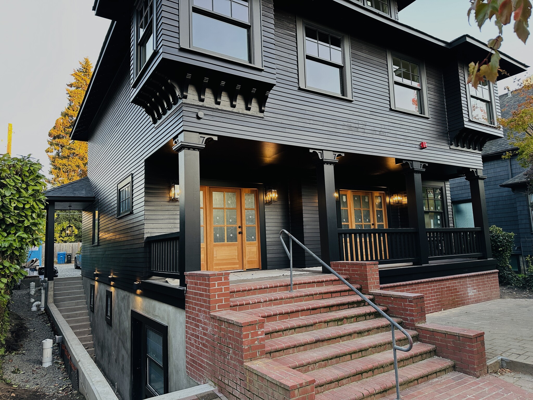 2220 Queen Anne Ave Seattle, WA 98109 - Retail Property for Sale on ...