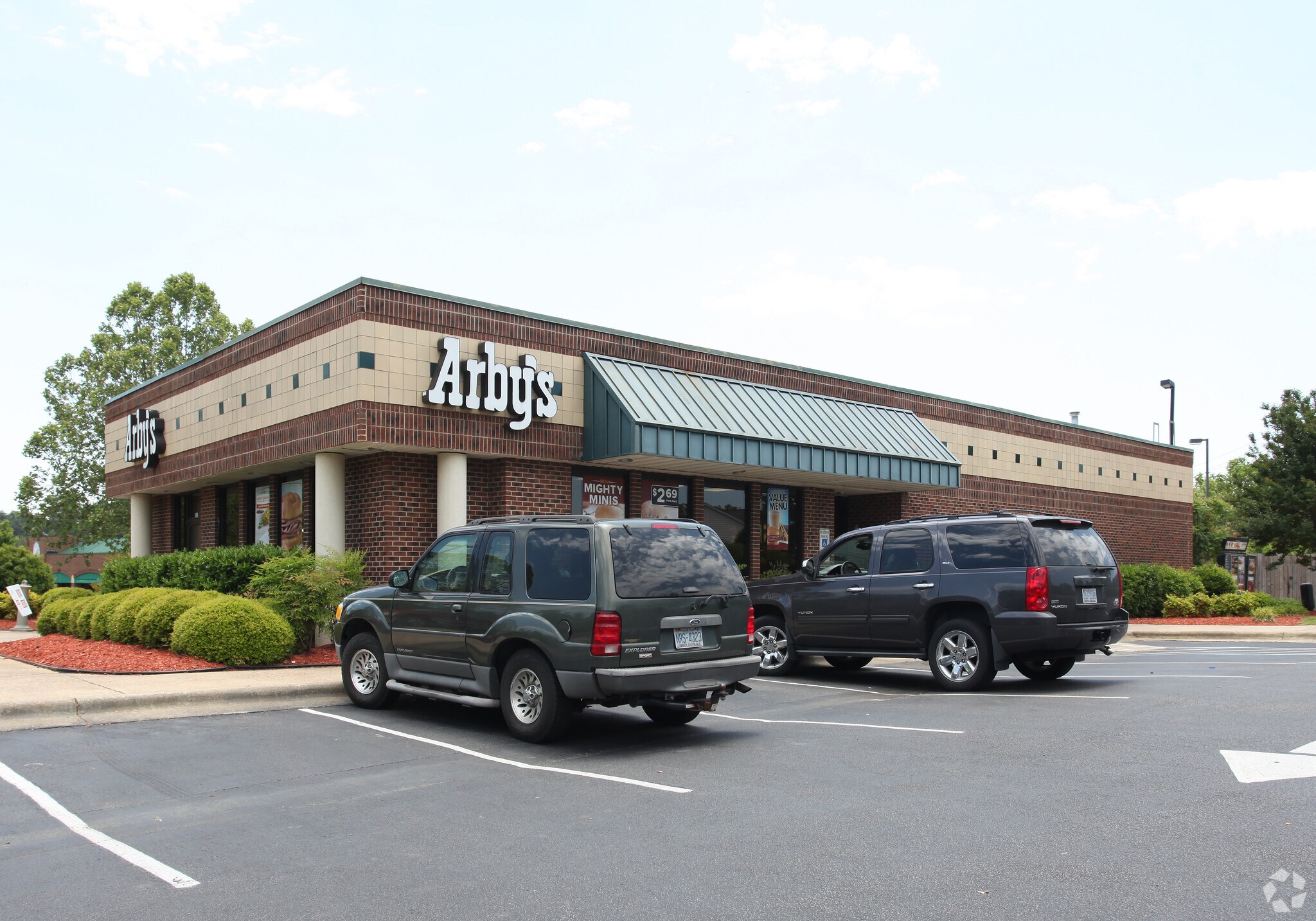 9221 Fairbanks Dr Raleigh, NC 27613 - Retail Property for Lease on ...