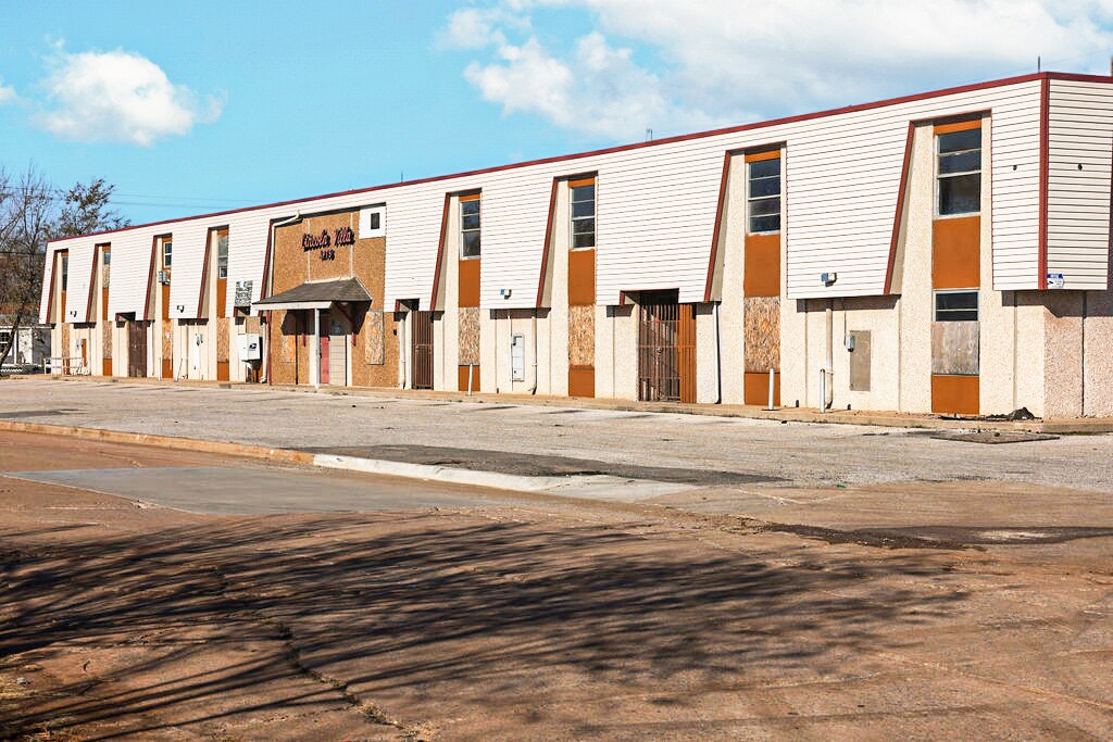 1109 NW Lincoln Ave Lawton, OK 73507 - Multi-Family Property for Lease ...