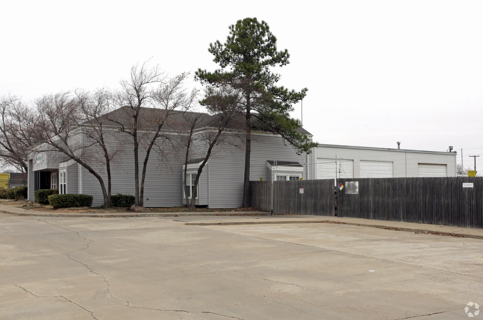 10203 E 51st St Tulsa, OK 74146 - Industrial Property for Lease on ...