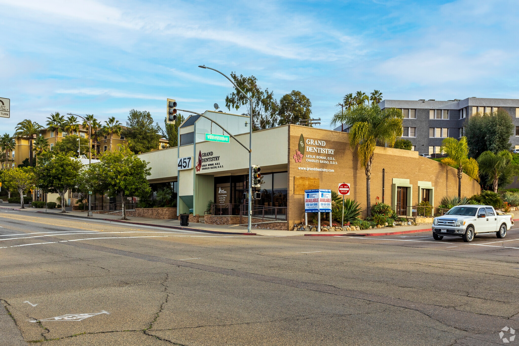 457 E Grand Ave Escondido, CA 92025 - Office Property for Sale on ...