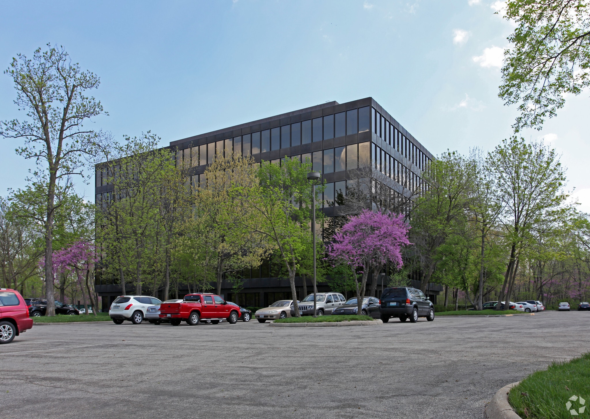 9393 W 110th St Overland Park, KS 66210 - Coworking Space on Showcase.com