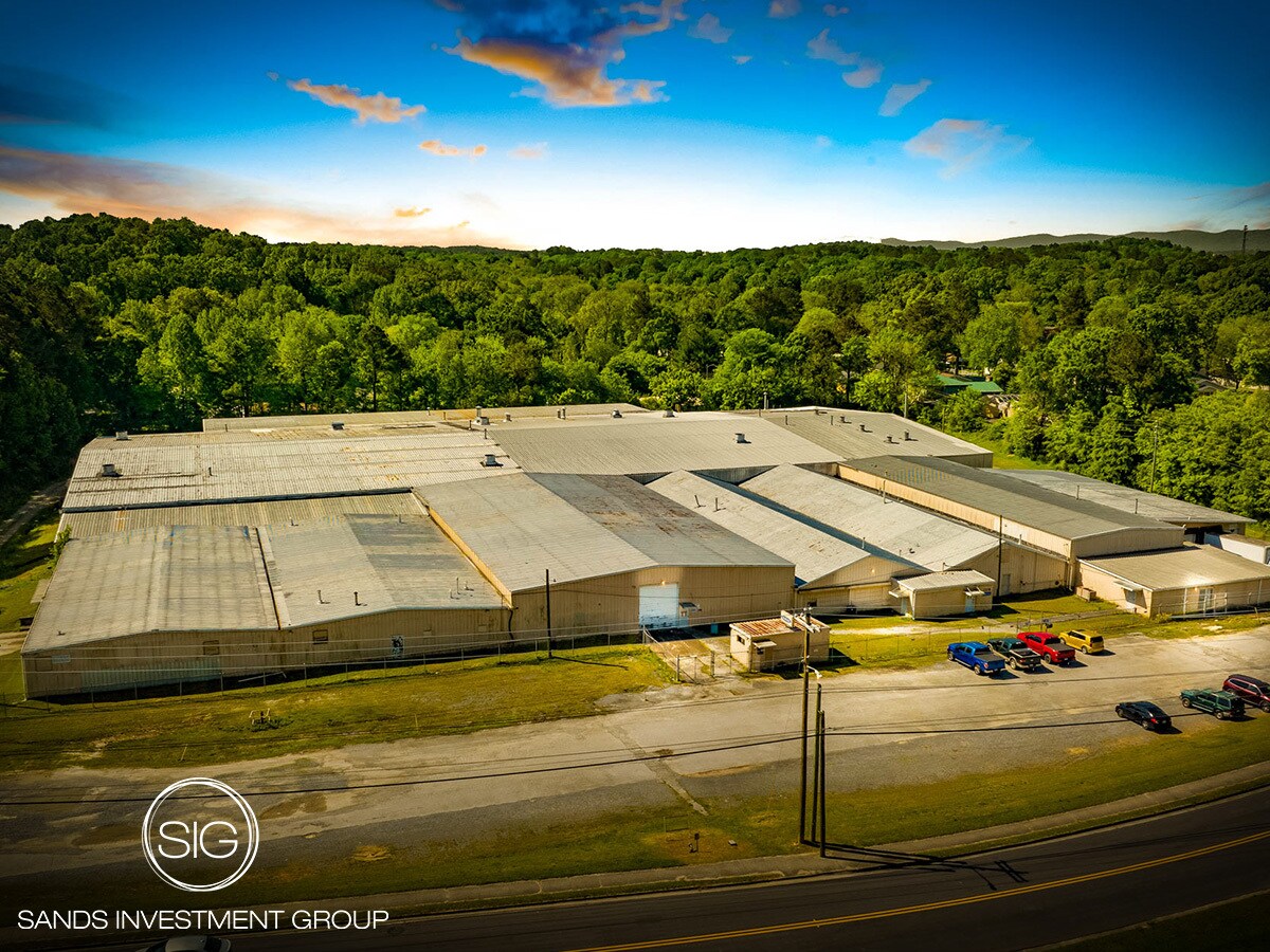 1318 Underwood St Dalton, GA 30721 - Industrial Property for Sale on ...