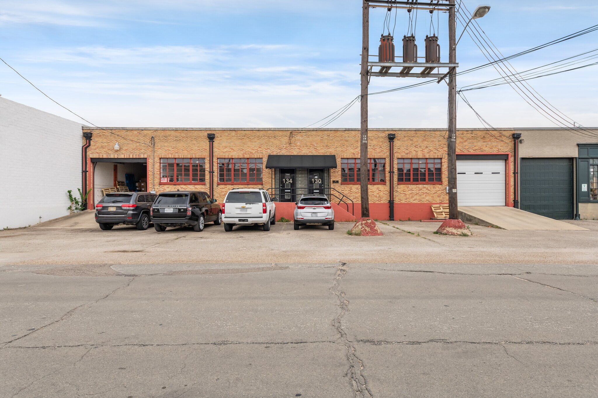 130 Howell St Dallas, TX 75207 - Flex Property for Lease on Showcase.com