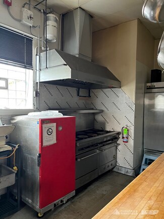 15901 Saint Clair Ave Cleveland, OH 44110 - Office Property for Lease ...