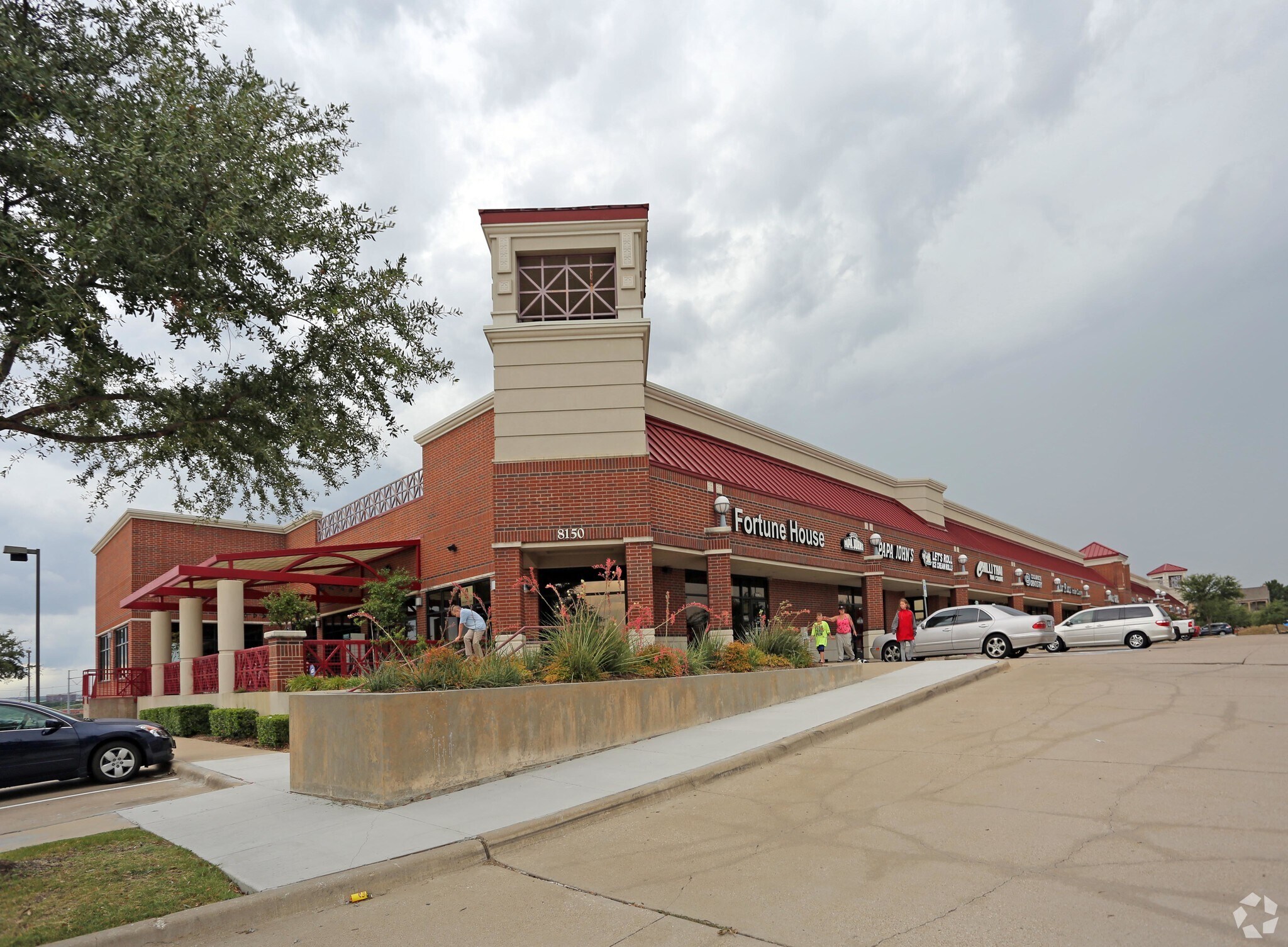 8140-8150 N MacArthur Blvd Irving, TX 75063 - Shopping Center Property ...