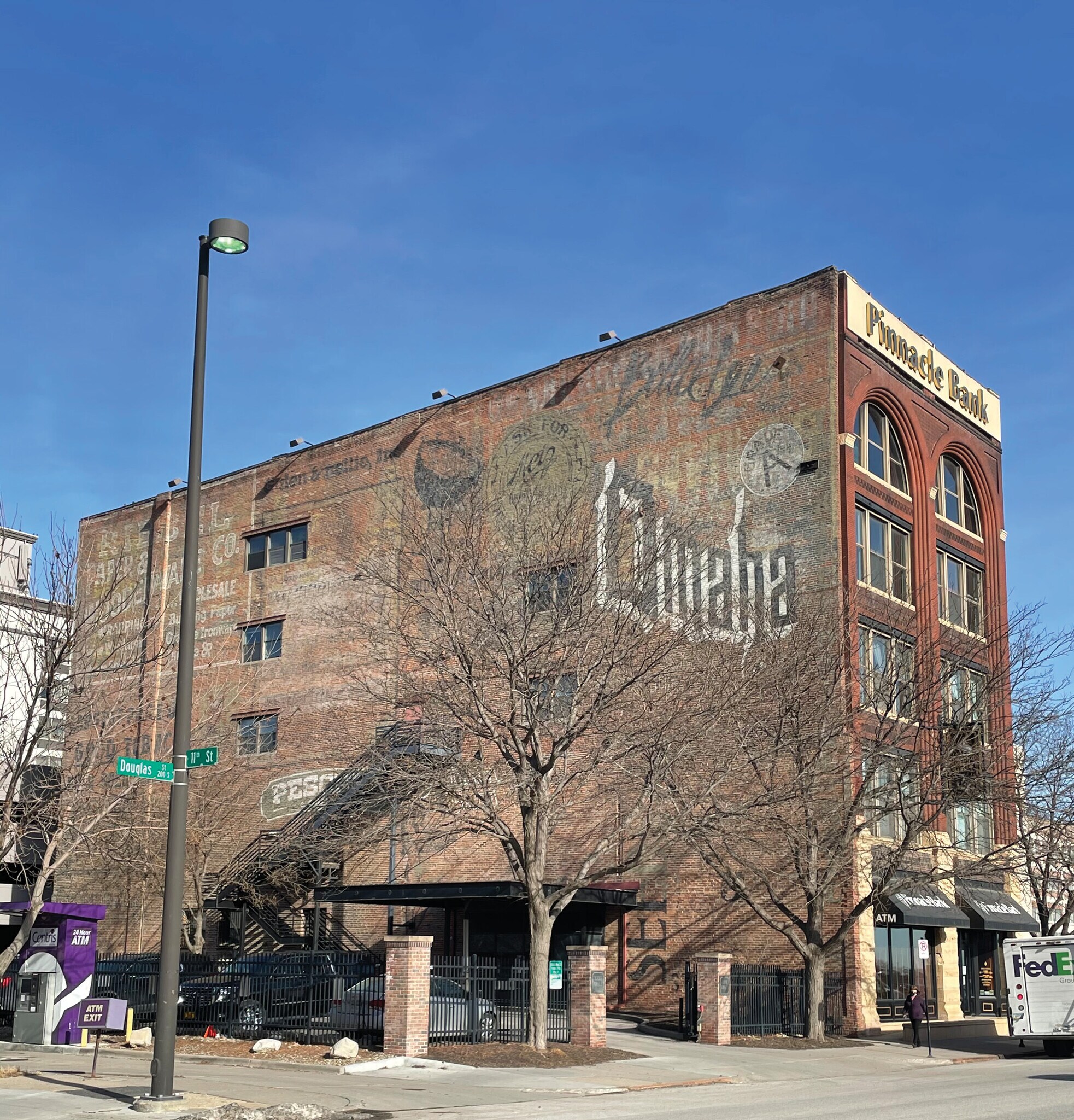 1012 Douglas St Omaha, NE 68102 - Multi-Family Property for Lease on ...