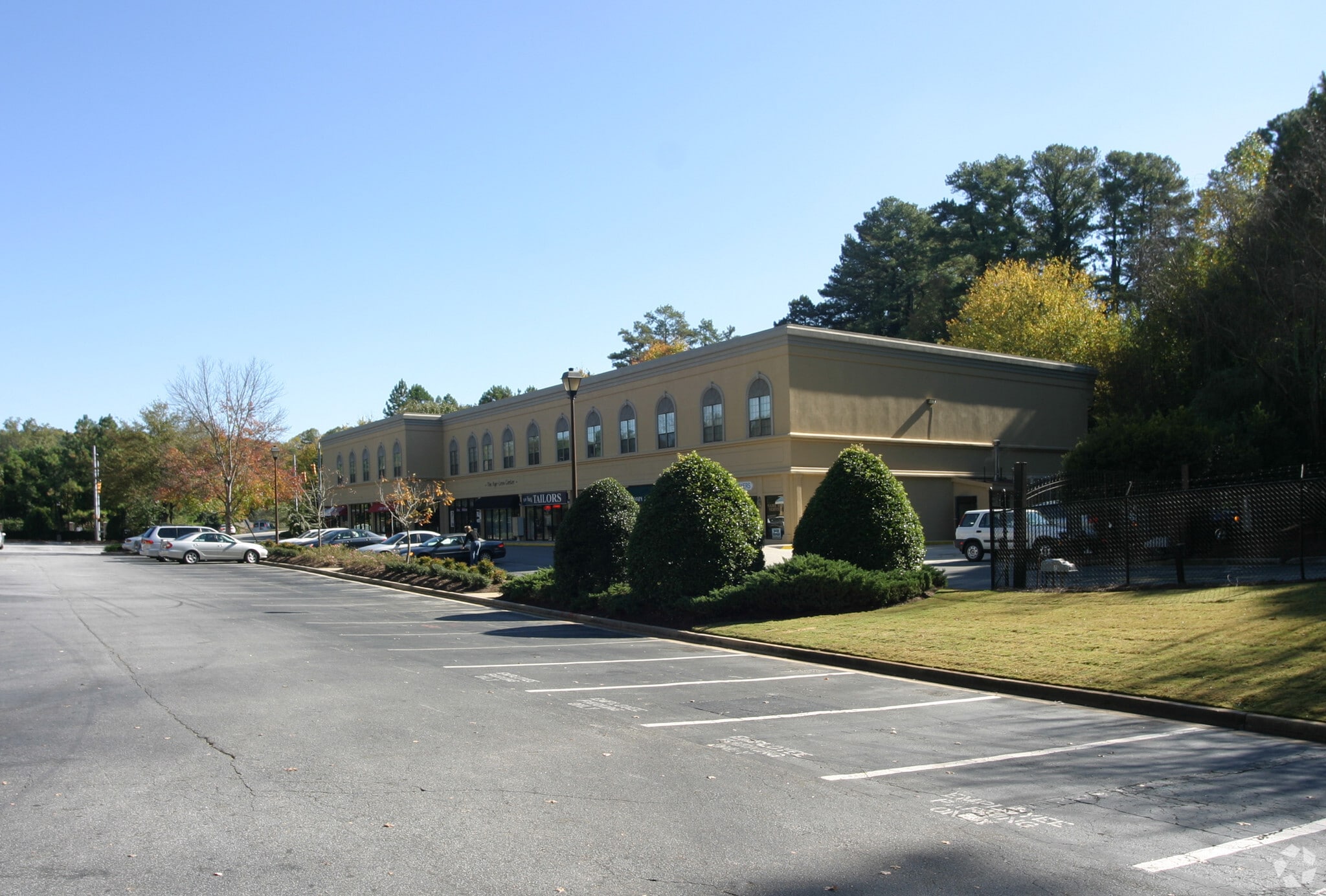 2770 Lenox Rd NE Atlanta, GA 30324 - Multi-Family Property for Lease on Showcase.com