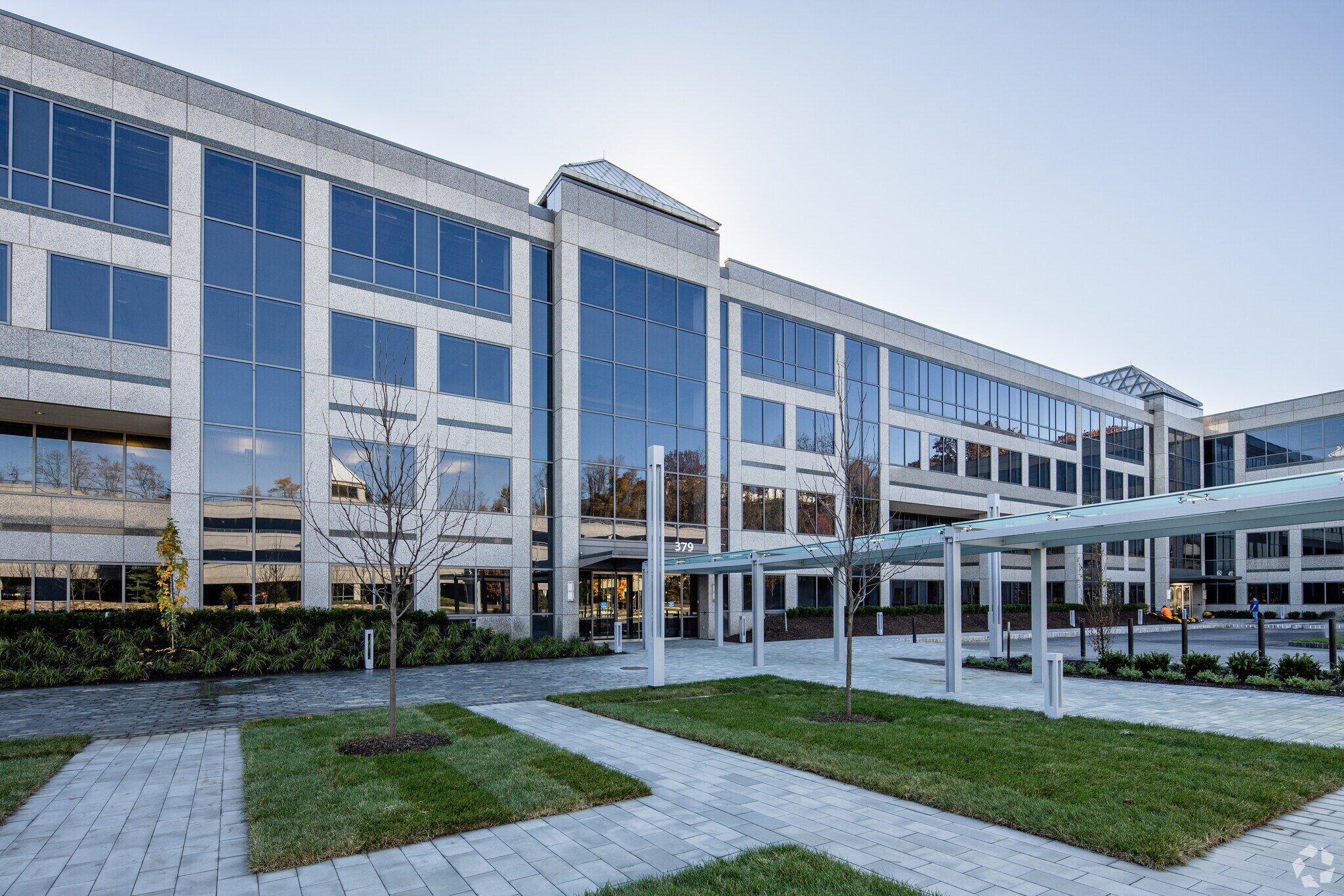 379 Interpace Pky Parsippany, NJ 07054 - Office Property for Sale on ...
