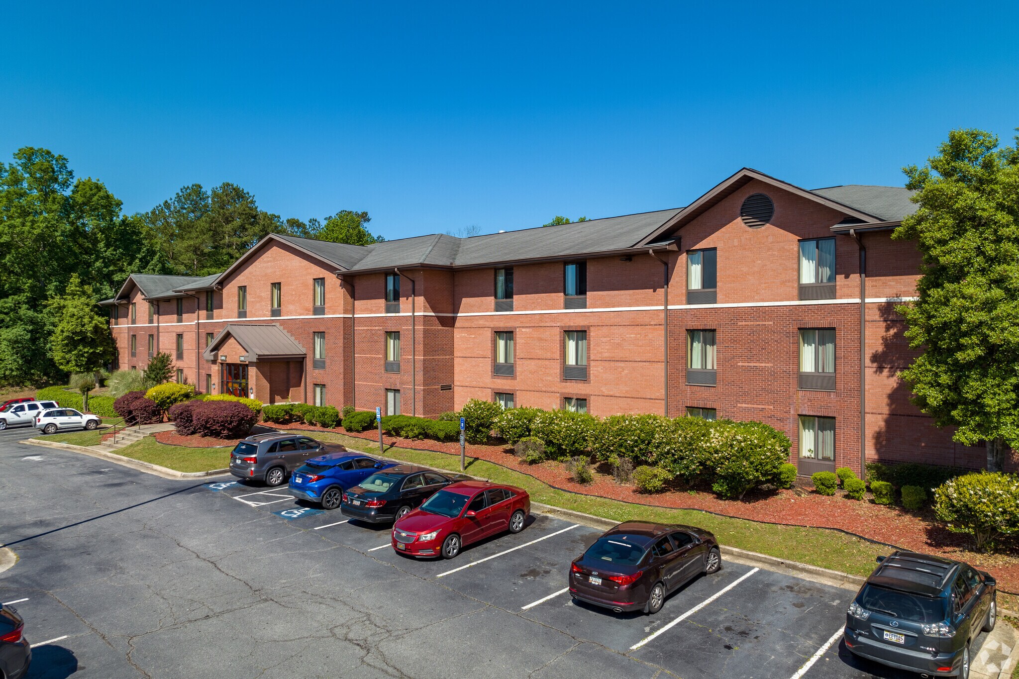 3980 Riverside Dr Macon, GA 31210 - Hospitality Property for Sale on ...