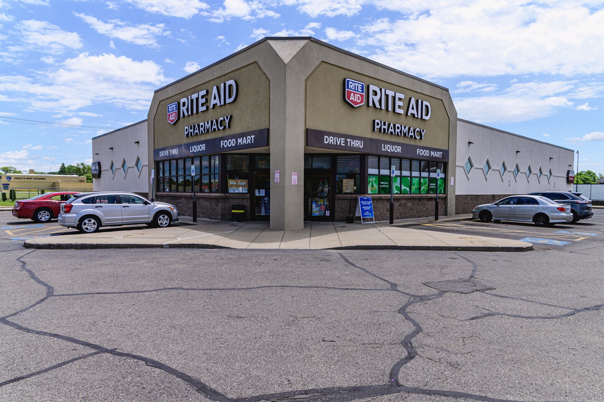 5018 Clio Rd Flint, MI 48504 - Retail Property for Lease on Showcase.com