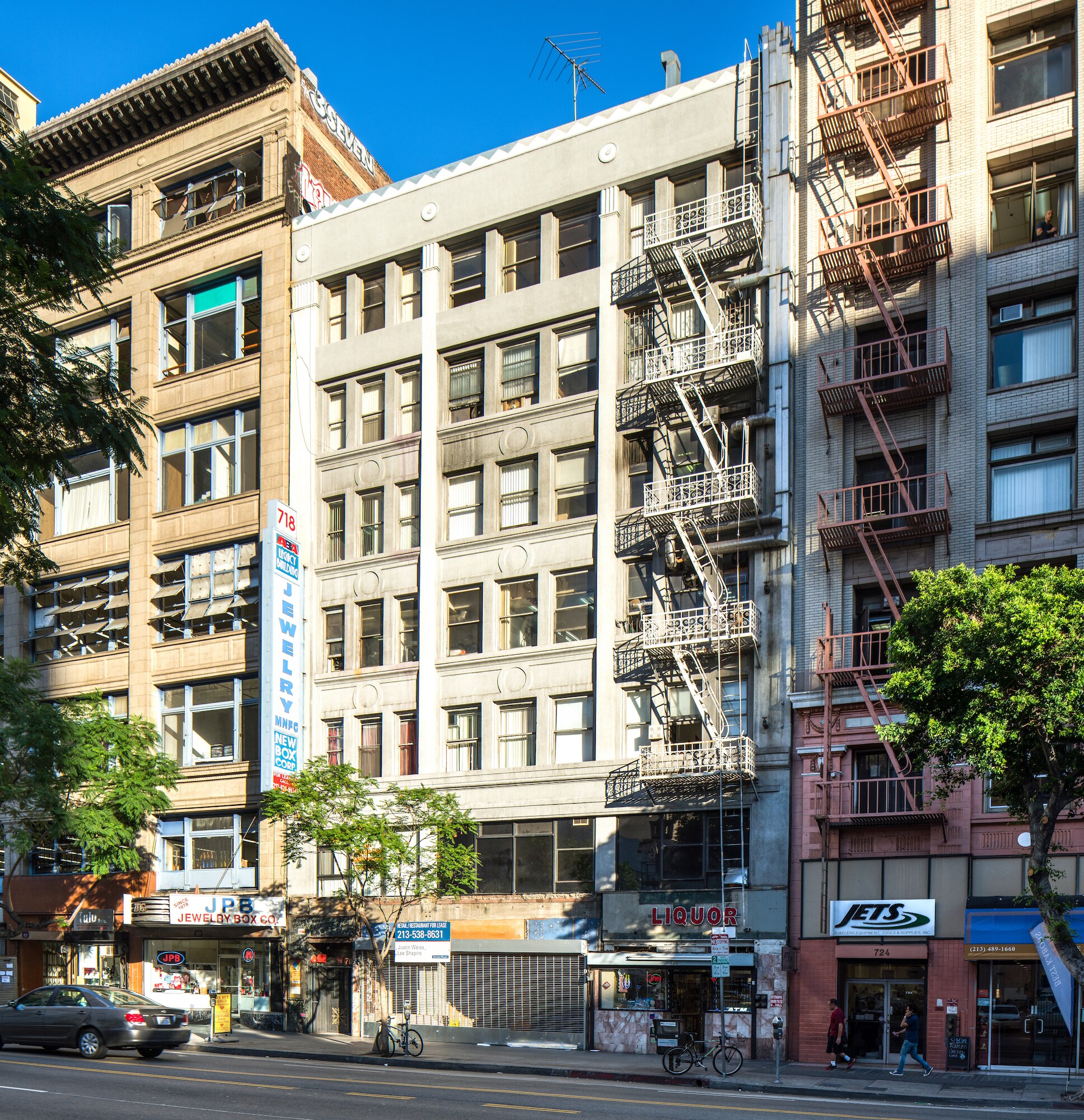 718 S Hill St Los Angeles, CA 90014 - Office Property for Sale on ...