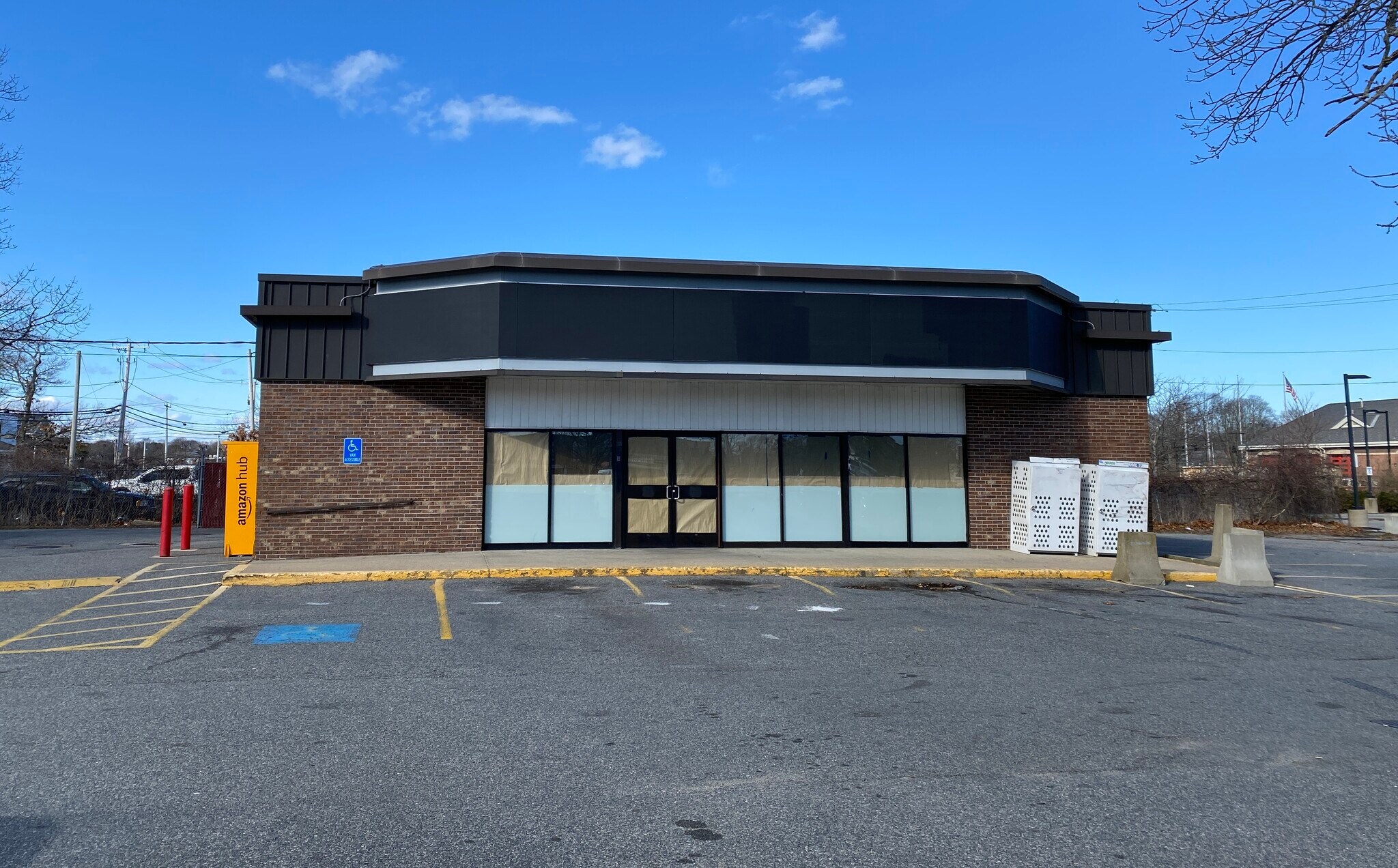 210 North St Hyannis, MA 02601 - Retail Property for Sale on Showcase.com