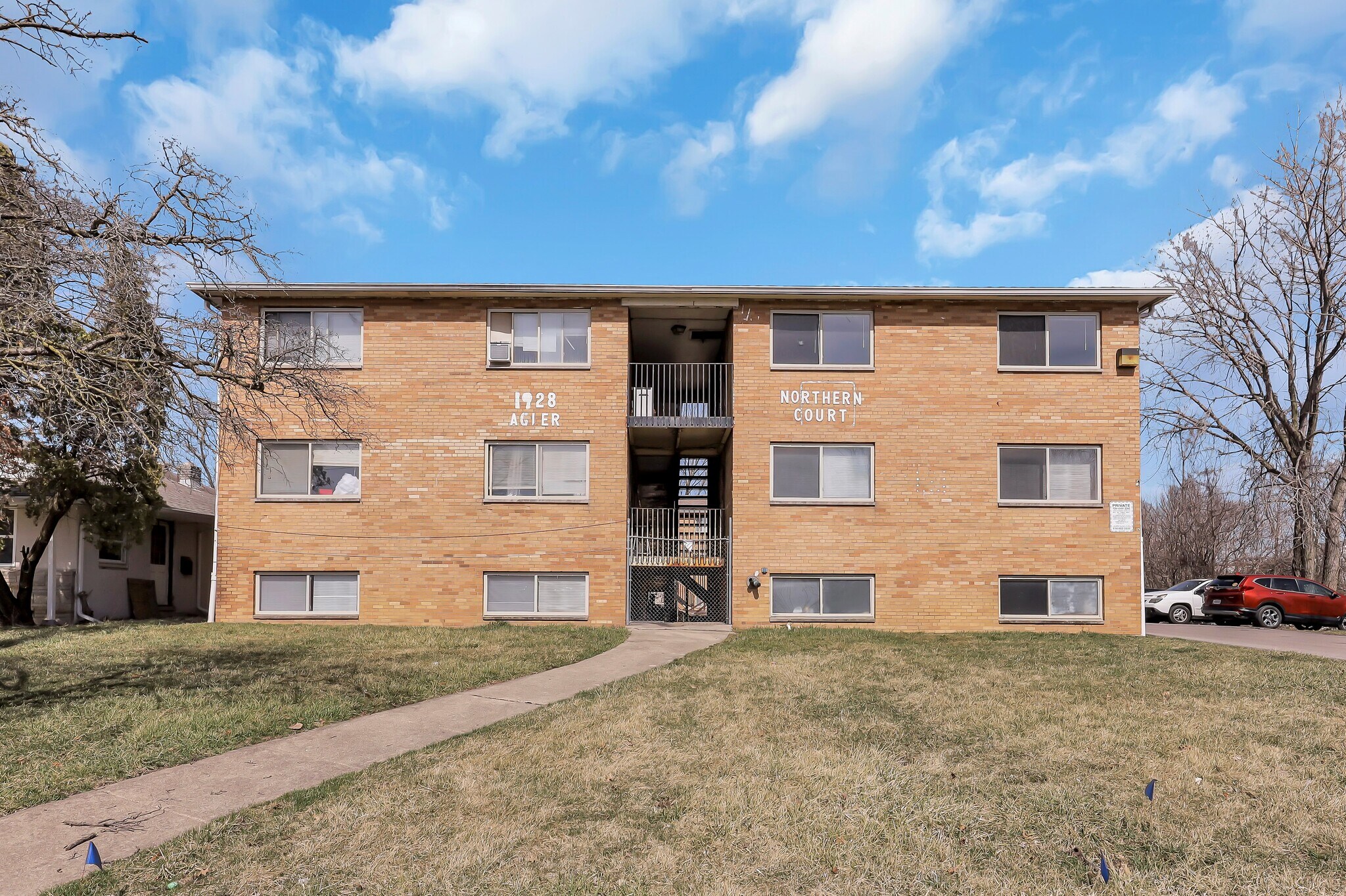 1928 Agler Rd Columbus, OH 43224 - Multi-Family Property for Sale on ...