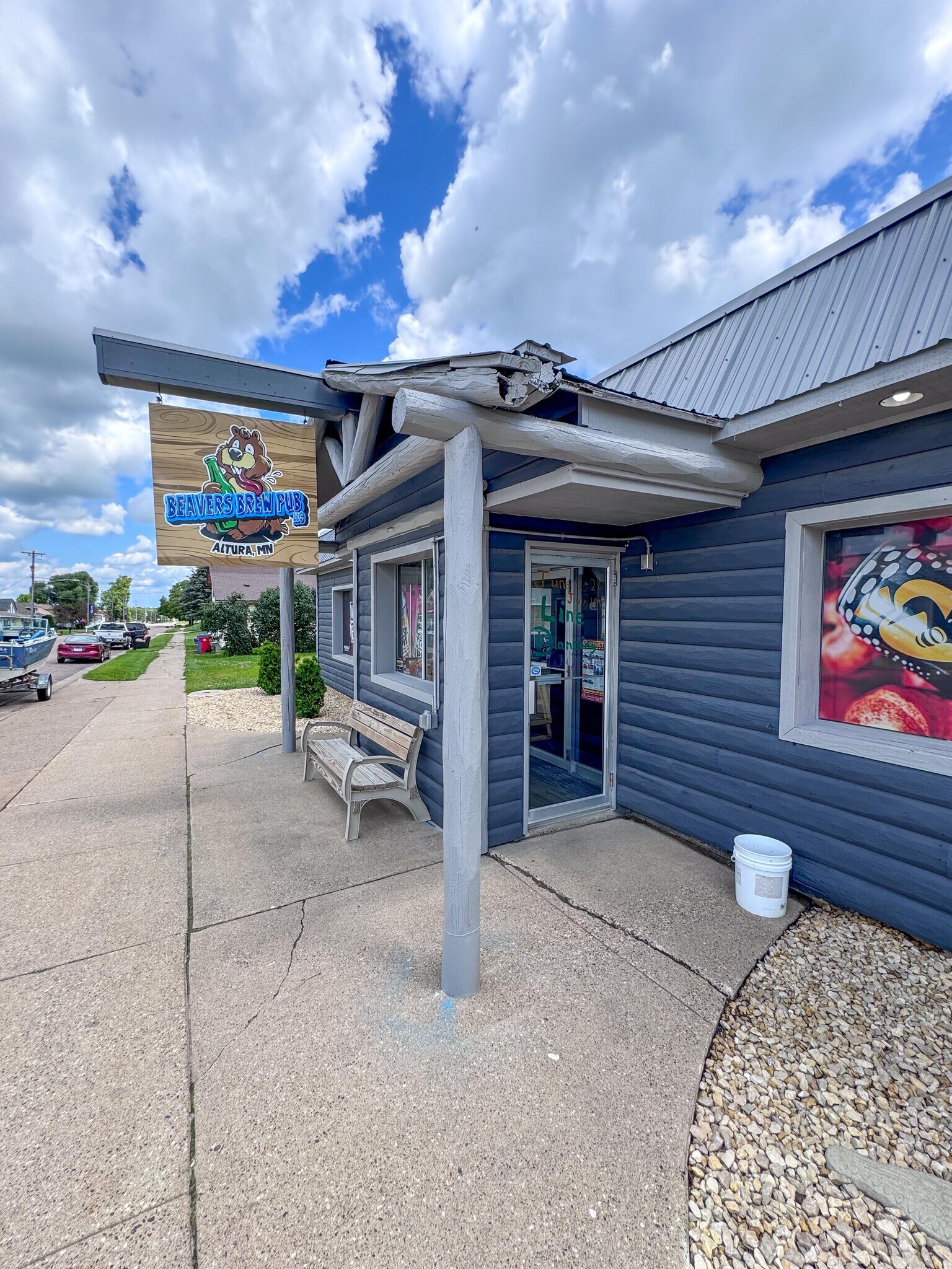 10 N Main St Altura, MN 55910 - Flex Property for Sale on Showcase.com