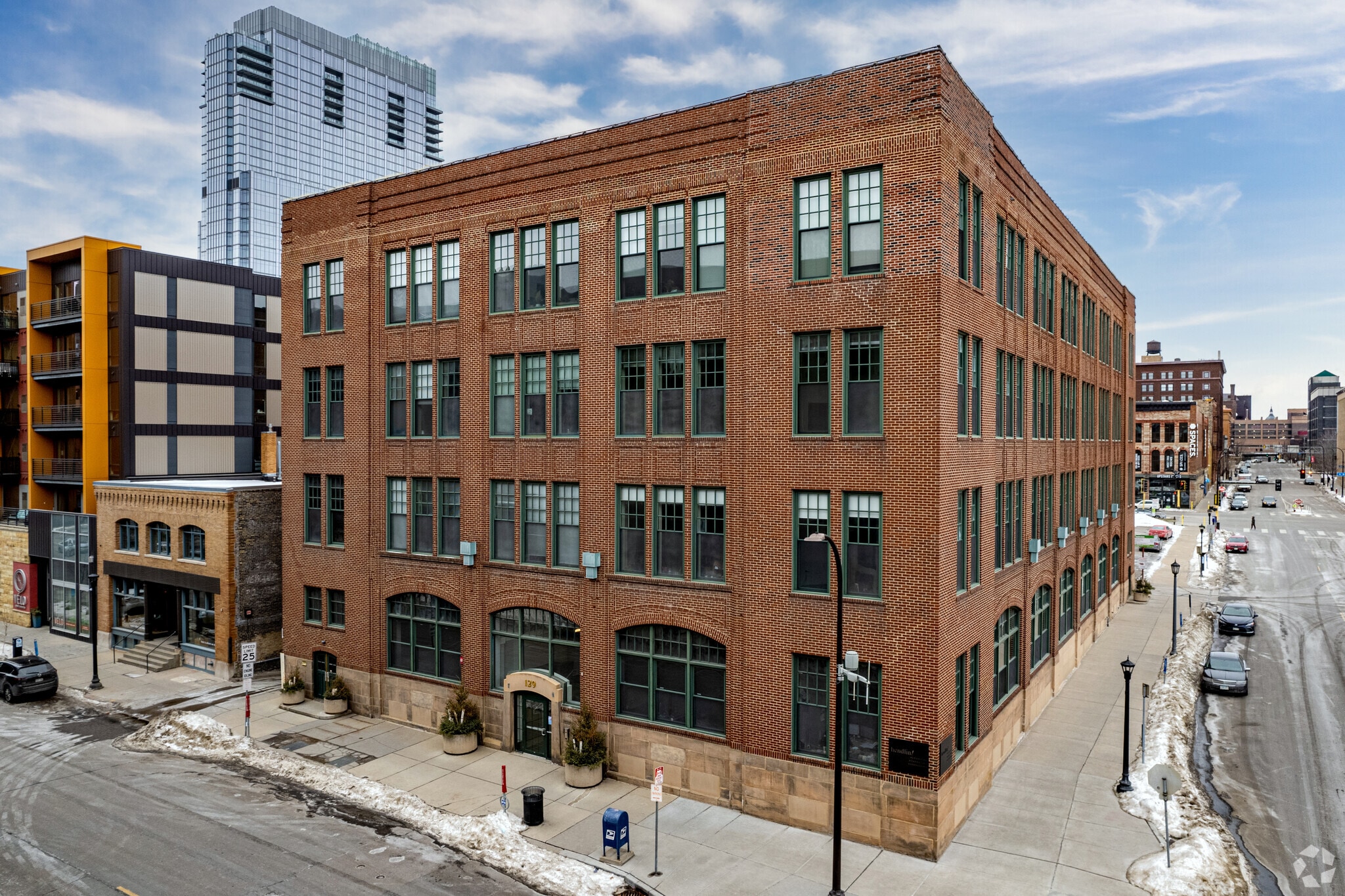 129 2nd St N Minneapolis, MN 55401 - Multi-Family Property for Lease on ...